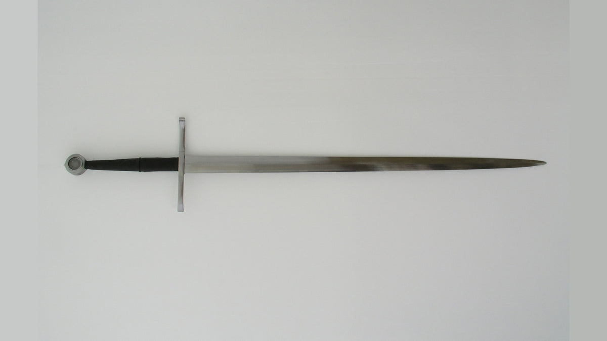 The Durer Bastard Sword Spotlight – Arms & Armor