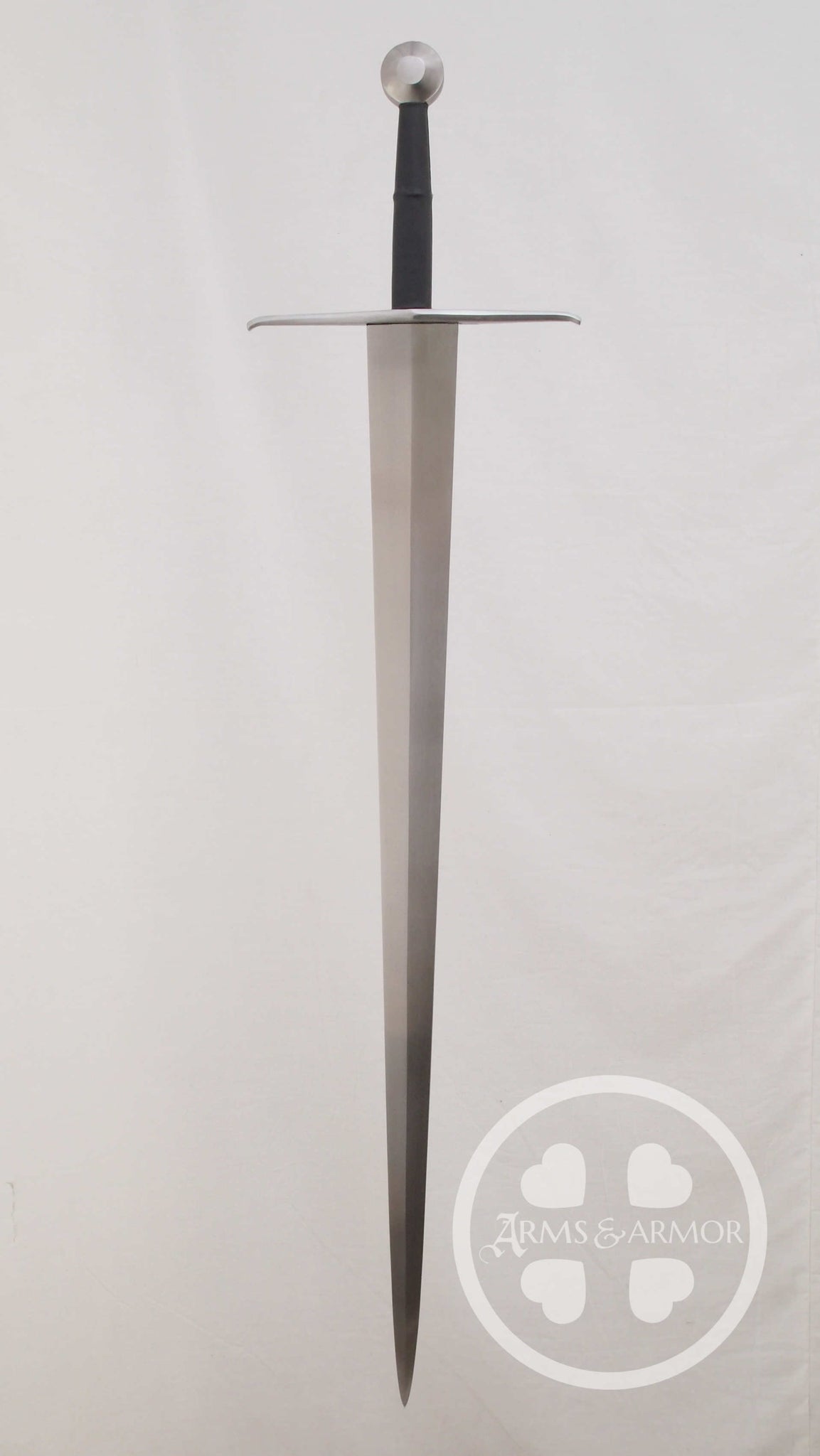 Leeds Castle Sword - Oakeshott Type XVIIIc – Arms & Armor Leeds Castle Sword - Oakeshott Type XVIIIc – Arms & Armor