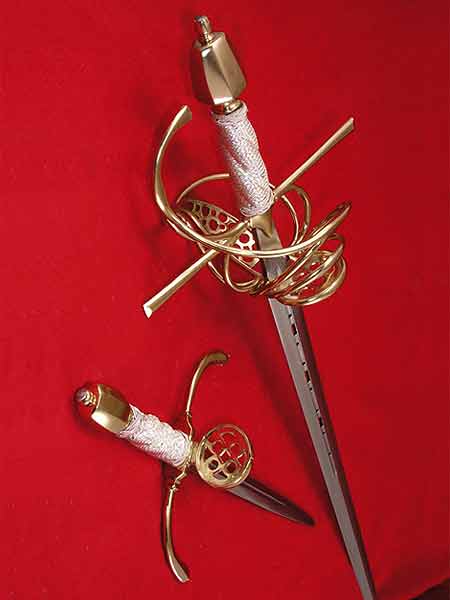 Gold and Silver Rapier and Dagger Suite – Arms & Armor